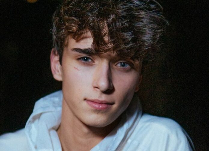 Josh Richards Age, Net Worth, Height, Weight, Career, Girlfriend, and Bio