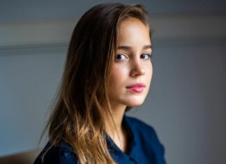 Alba Baptista Age, Height, Boyfriend, Career, Bio, Net Worth