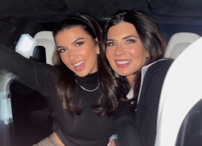 Ellie Zeiler Bio, Age, Height, Weight, Career, TikTok, and Net Worth