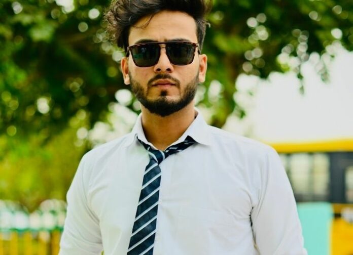 Elvish Yadav Bio, Age, Height, Weight, Net Worth, Career