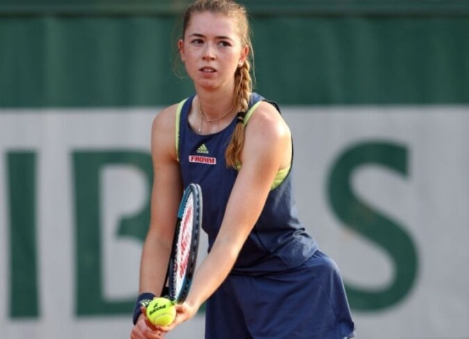 Simona Waltert (Tennis Player) Bio, Age, Career, Net Worth