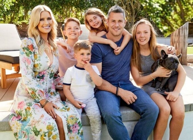 Louise Anstead Wiki, Age, Husband, Height, Weight, Career