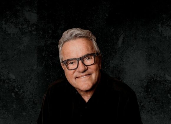 Mark Lowry Bio, Age, Height, Weight, Career, Songs, Net Worth