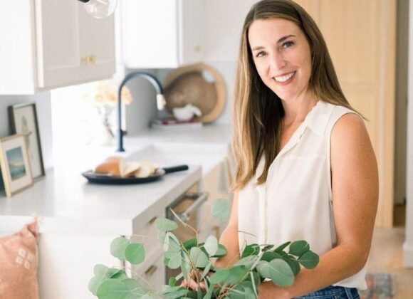 Danielle Glew Bio, Age, Height, Weight, Career, HGTV Mitch Glew Wife ...