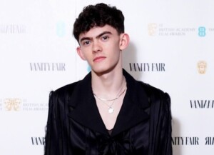 Joe Locke (Actor) Bio, Age, Sexuality, Height, Weight, Career, Parents ...