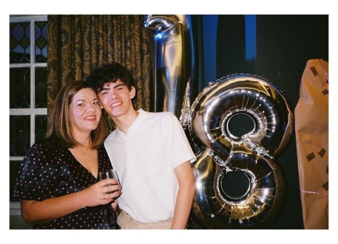 Joe Locke (Actor) Bio, Age, Sexuality, Height, Weight, Career, Parents ...