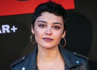 Carla Díaz Bio, Age, Height, Weight, Career, Parents, Boyfriends ...