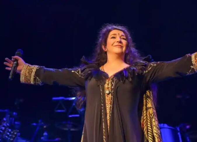 Kate Bush Bio, Age, Height, Weight, Career, Family, Husband, Boyfriend ...