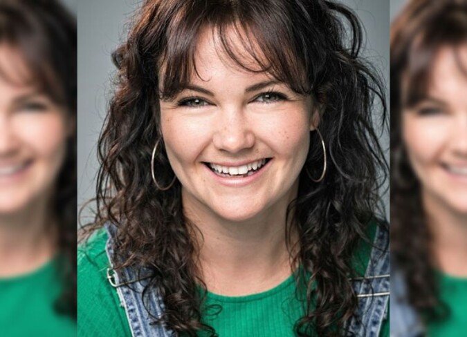 Hollie Taylor Bio, Age, Net Worth, Height, Weight, Career, Parents, Family