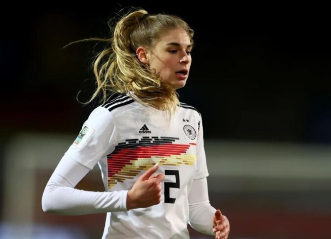 Jule Brand Bio, Age, Height, Weight, Career, Boyfriend, Family, Net Worth