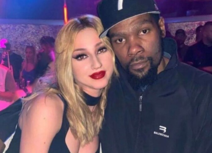 Kevin Durant Bio, Age, Height, Weight, Career, Girlfriend, Wife, Family ...