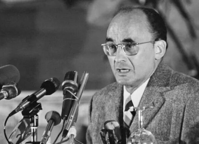 Luis Echeverría (Ex-President) Bio, Career, Net Worth, Death