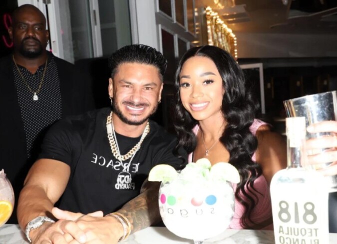 Pauly D's Girlfriend 2024: Is He Still in a Relationship With Nikki ...