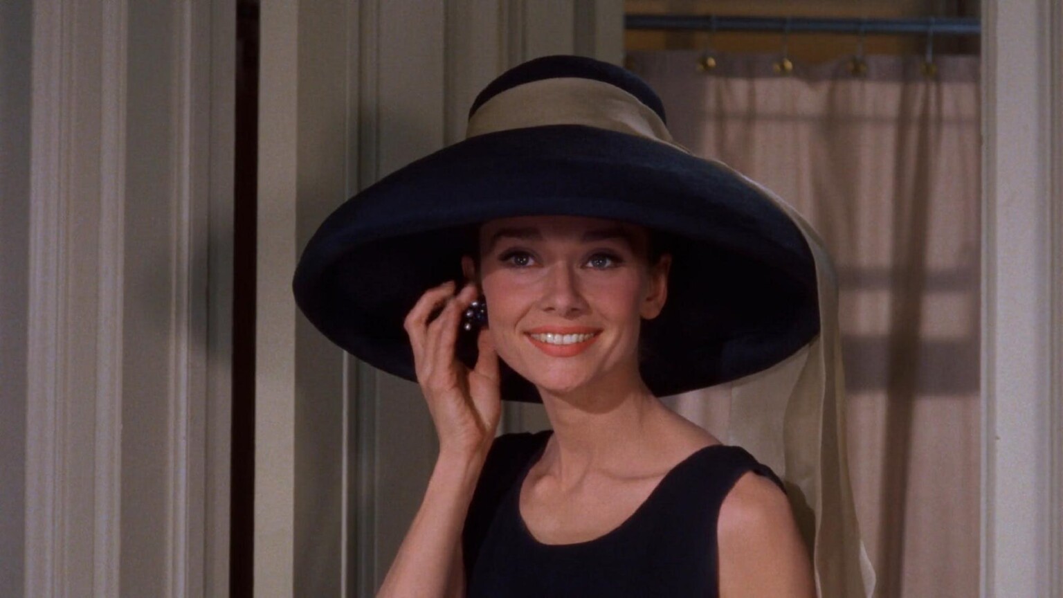 Women's Fashion Icons Throughout History: Who Inspires Us Today?